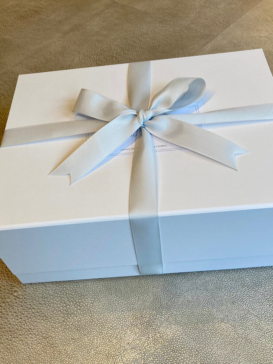 Bespoke Luxury Gift Set Candle and Room Mist – thesilvercandlecompany